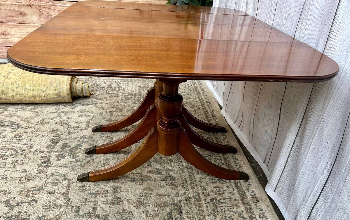 Brandt pedestal table store